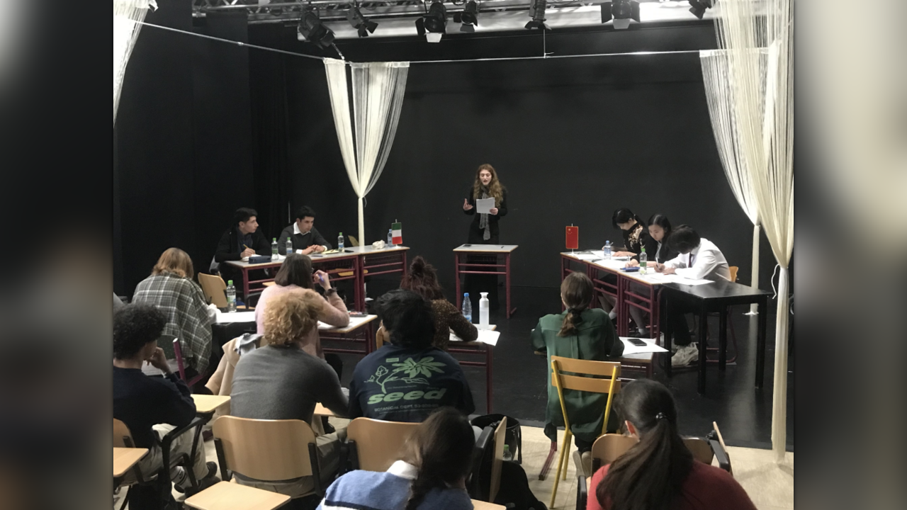 Together for the Future Leadership: Support the Italian Debate Team ...