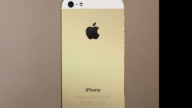 Help a New Gold Iphone 5s Find a New Home. by Jannie Moore