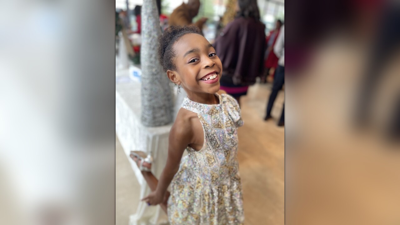 Davianna’s First Debutante by Rossie T. Hollis Missionary Event